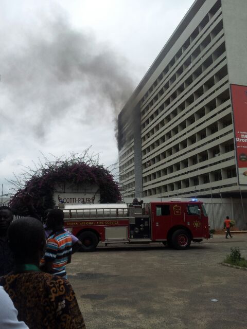KNUST’s Unity Hall catches fire – Raw Gist