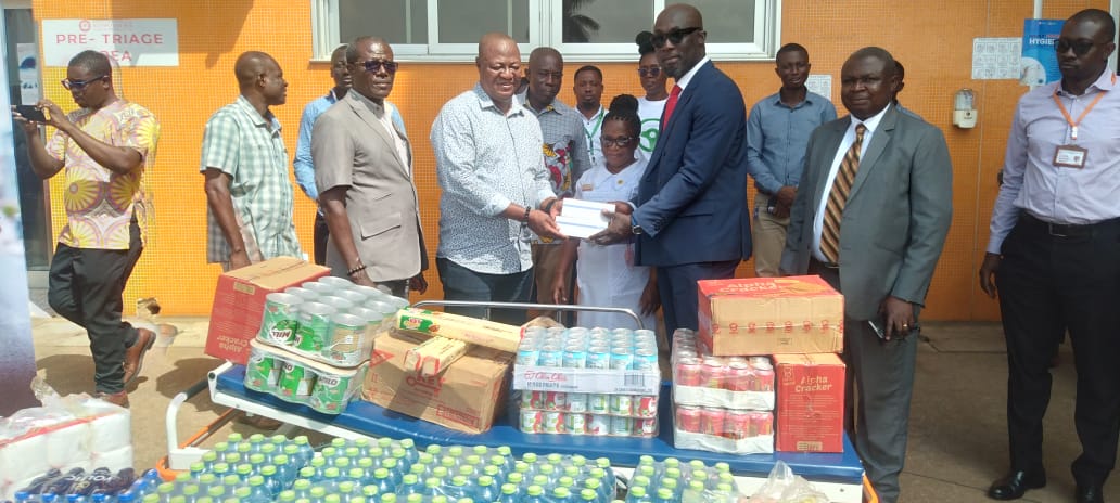 KATH Accident Victims Receive Consumables From Kumasi Mayor. – Raw Gist